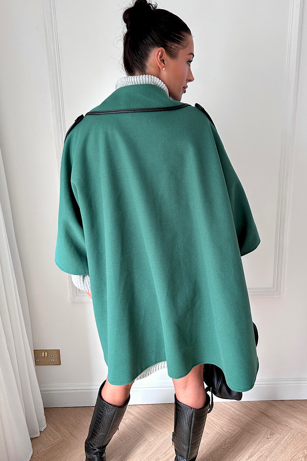 Layla Green Cape Coat – The Fashion Bible